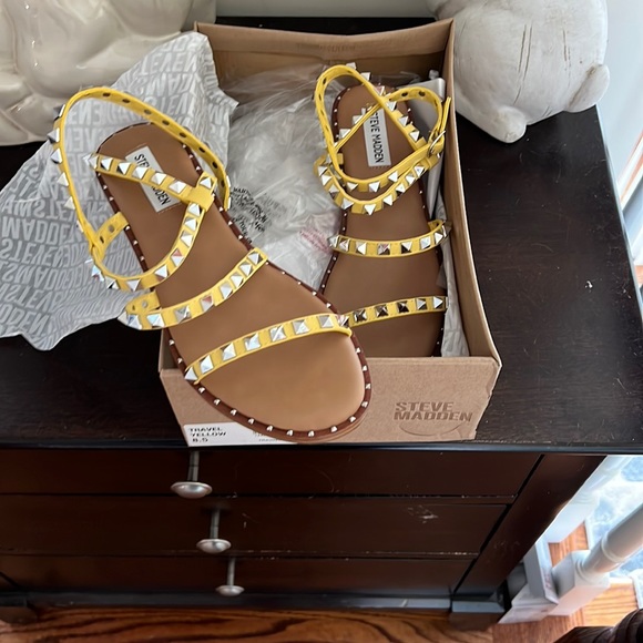 Shoes | Steve Madden Yellow Strappy Sandel | Poshmark
